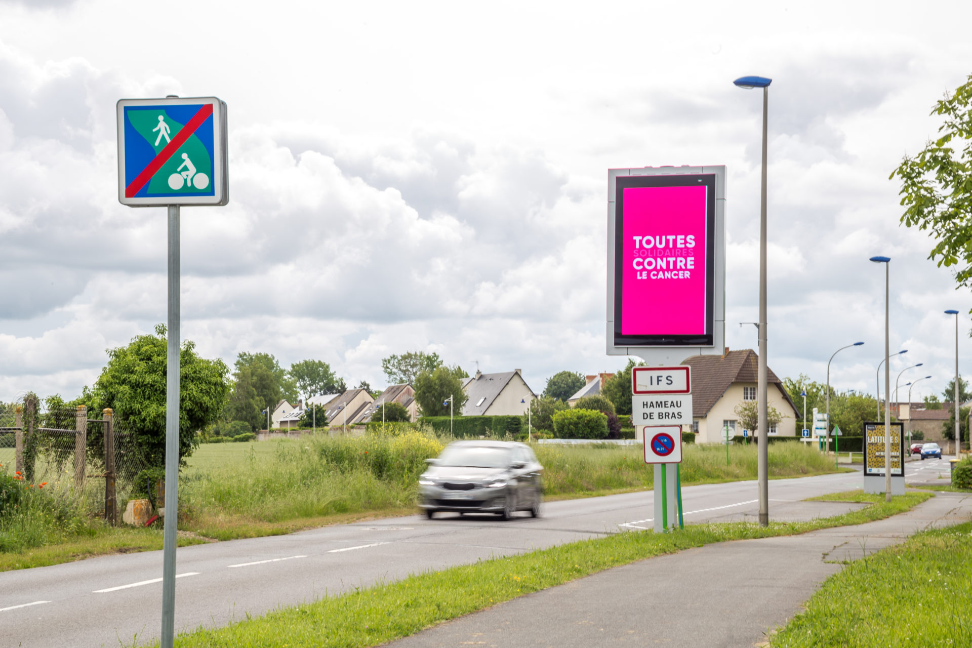 Panneaux d'Affichage LED extérieur, écrans publicitaires Outdoor ...